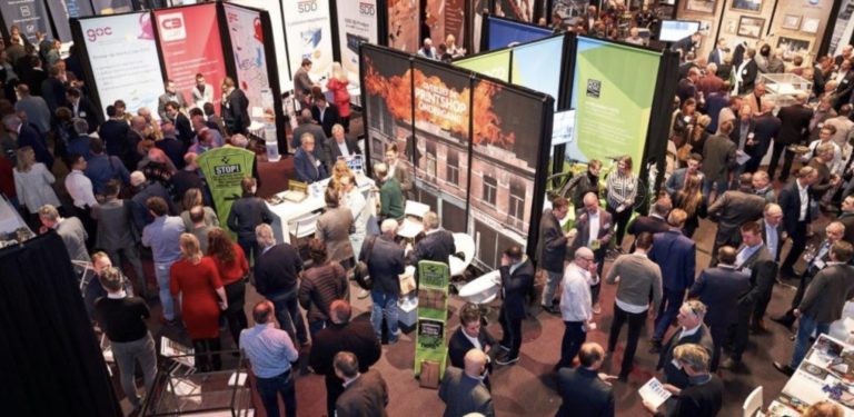 Vakdag Print & Sign verschuift naar oktober 2021 - https://www.blokboek.com